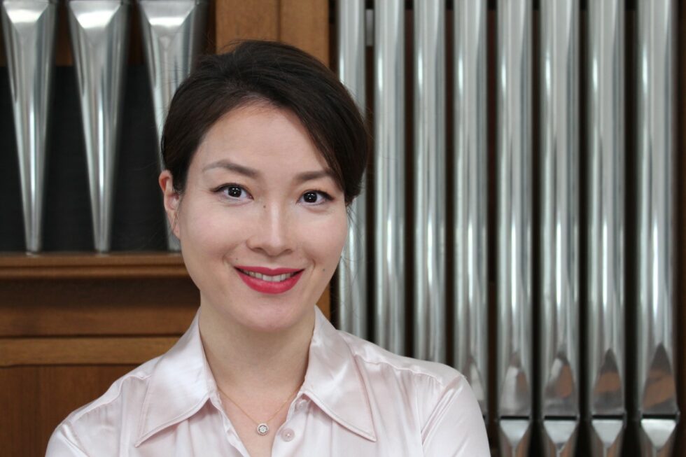 Biography - Shin-Young Lee